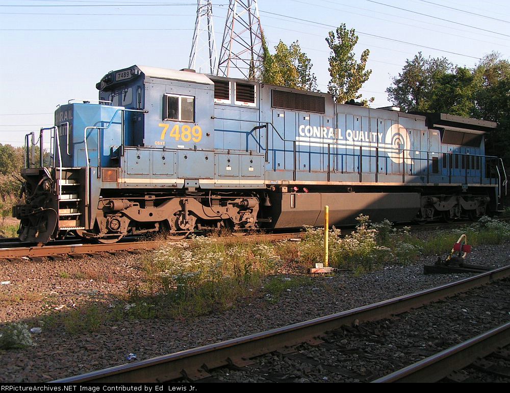 CSX 7489 AT BELLMANS AUTO YARD
